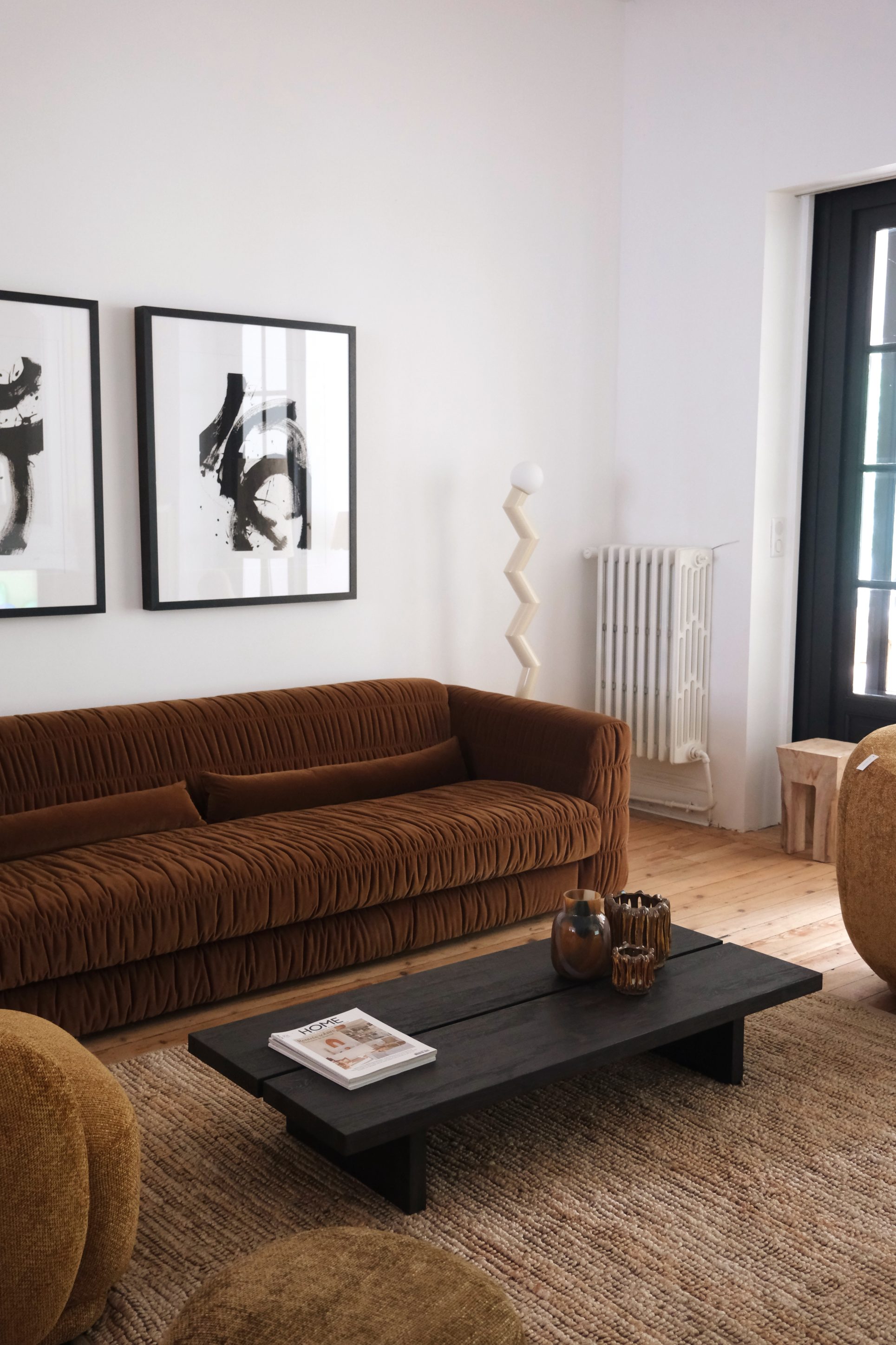 Table Basse Noire – Design épuré et format généreux
